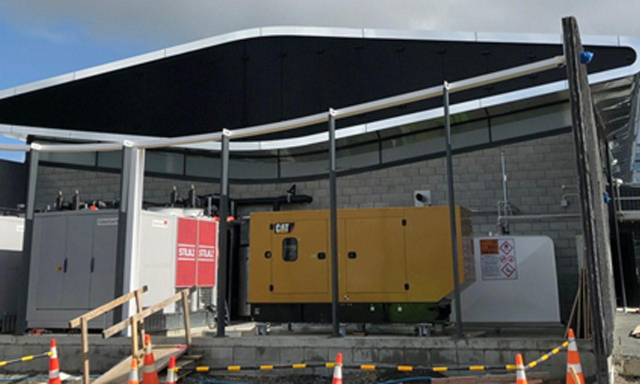 Auckland Airport Control Tower | Perry Grating